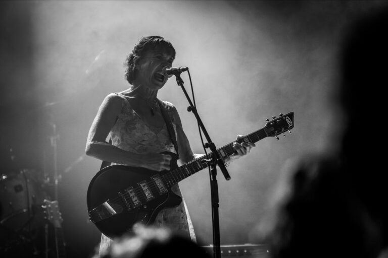 Kristin Hersh (Throwing Muses, 50FootWave) : nouvel album, second ...